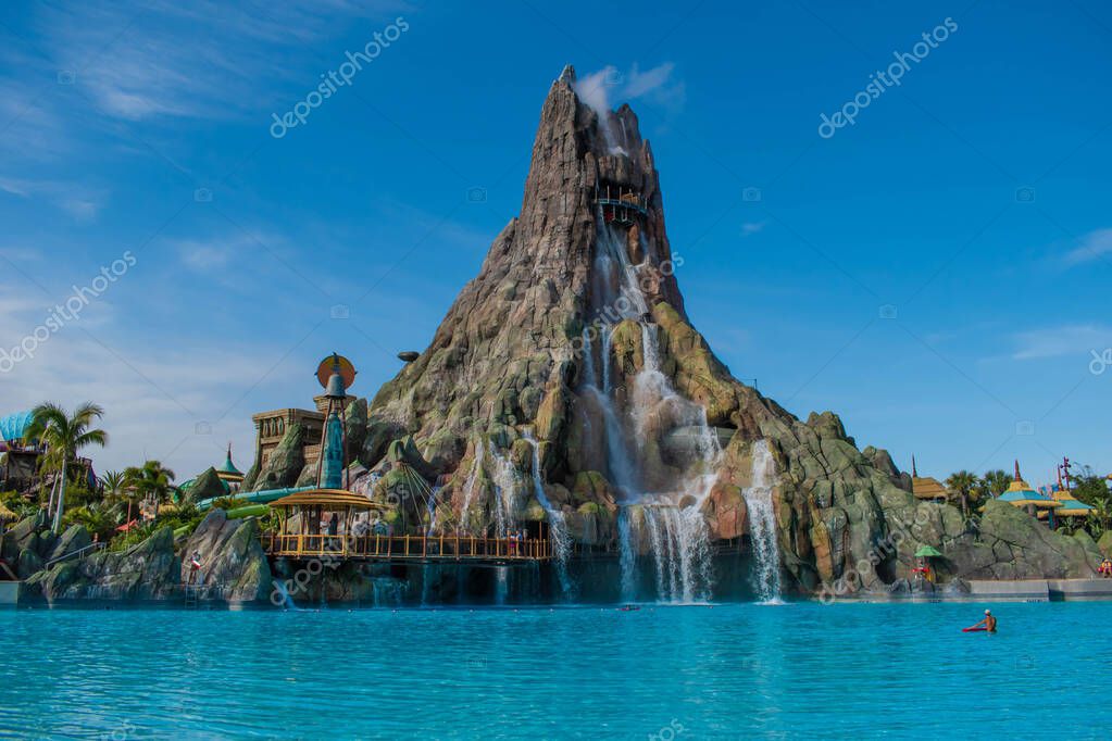Orlando, Florida. 10 de marzo de 2020. Vista panorámica del volcán ...