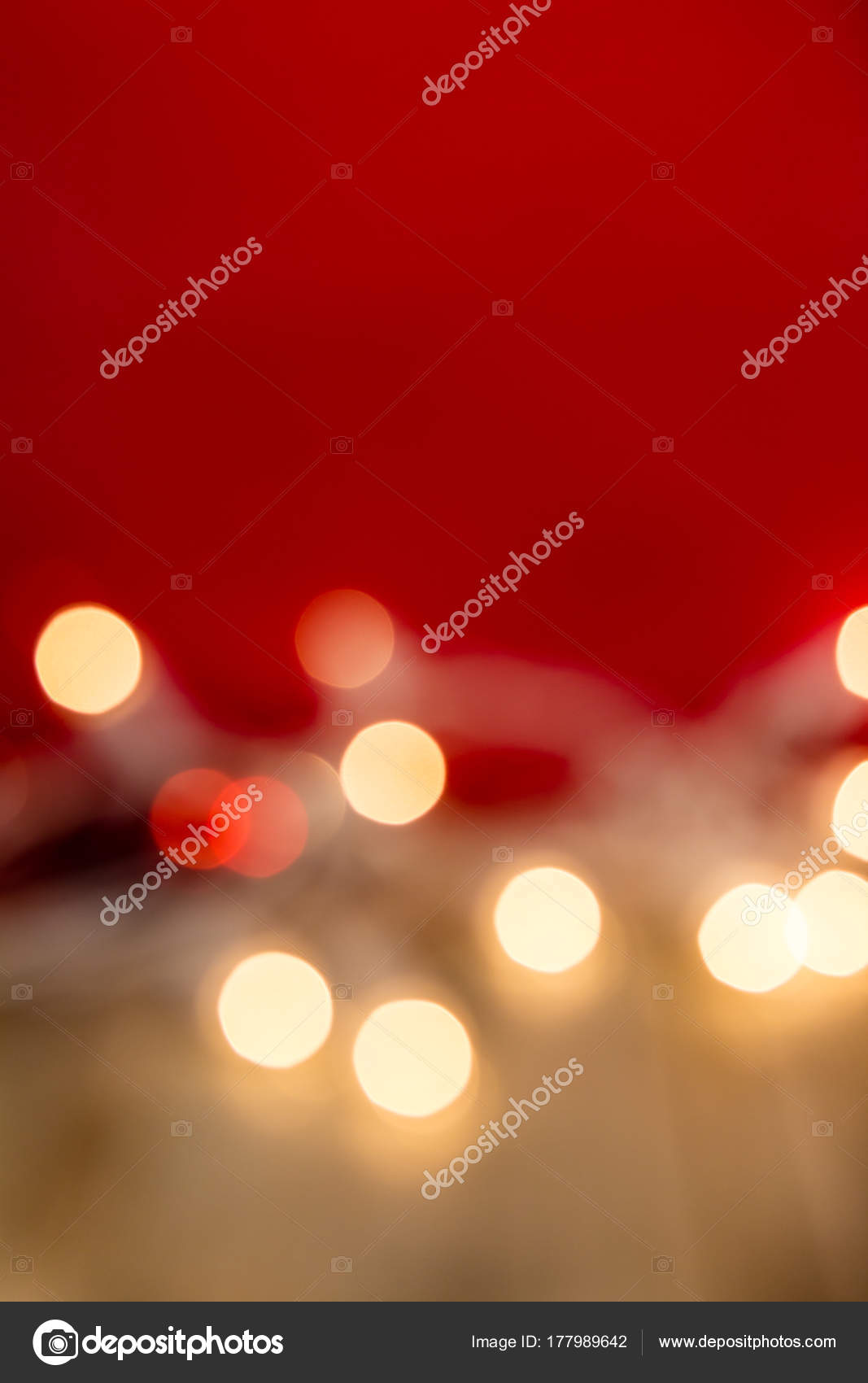 Latar Belakang Lampu Bokeh Merah Abstrak — Foto Stok © enterlinedesign #177989642