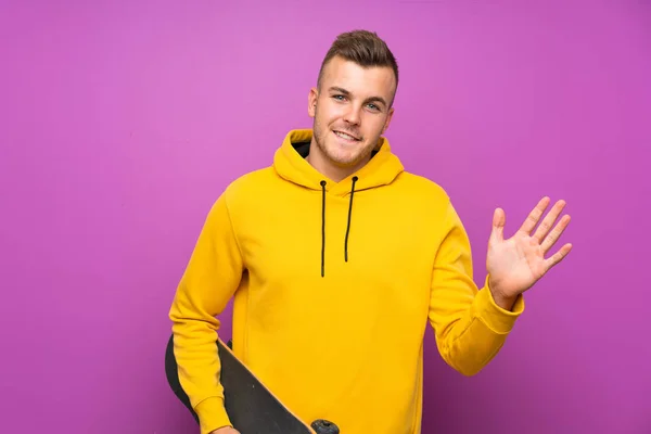 Man waving Stock Photos, Royalty Free Man waving Images | Depositphotos