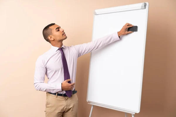 Explaining board Stock Photos, Royalty Free Explaining board Images ...