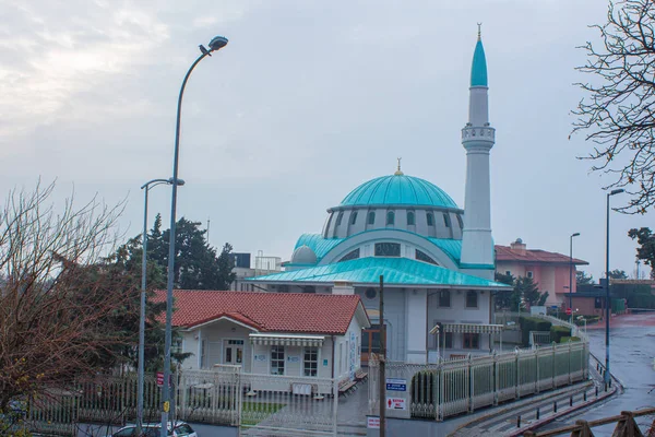 Mosque and wohnblock Stock Photos, Royalty Free Mosque and wohnblock ...