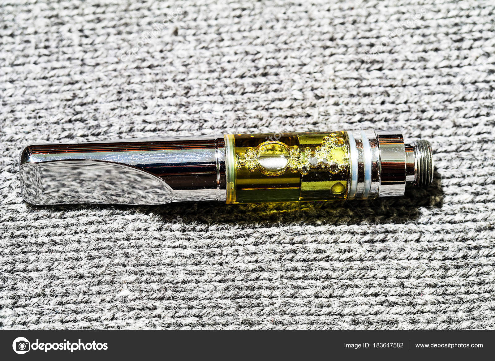 Vape Pen Vaping Marijuana Oil Cannabis Vaporizer — Stock Photo ...