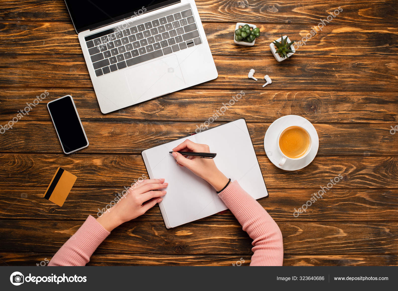 Cropped View Businesswoman Writing Notebook Laptop Smartphone Coffee ...