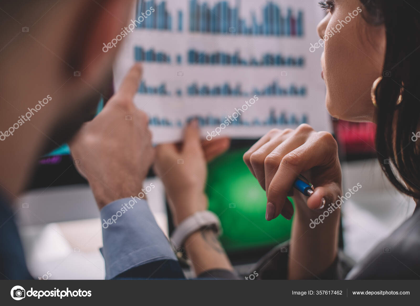 Selective Focus Data Analysts Working Graphs Office — Stock Photo © HayDmitriy #357617462