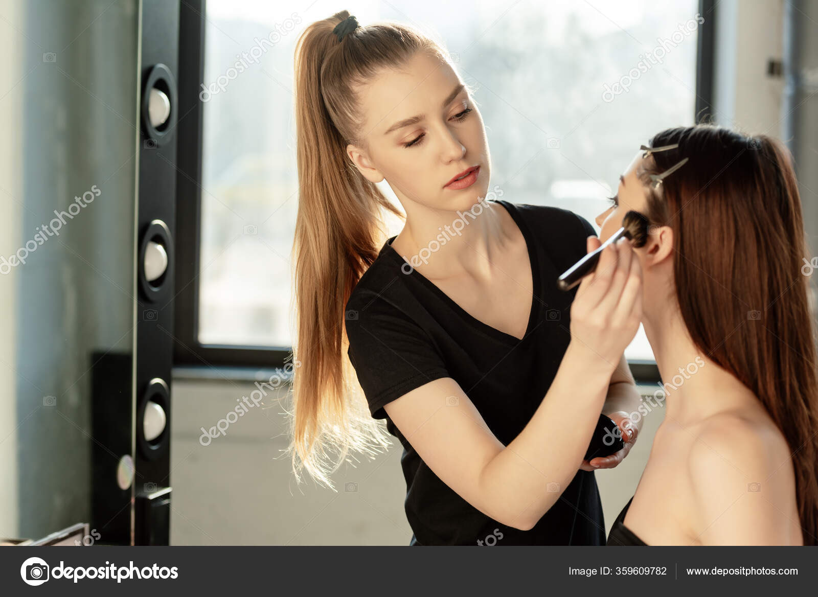 Beautiful Makeup Artist Applying Face Powder Model — Stock Photo ...