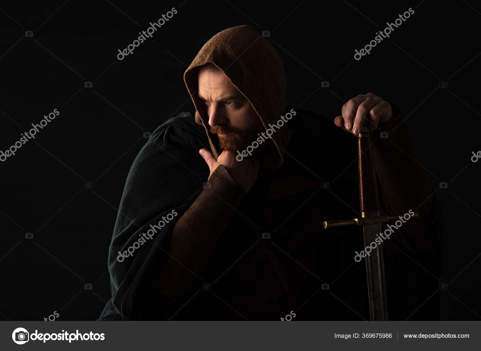 Frowning Medieval Scottish Man Mantel Sword Dark Isolated Black — Stock ...