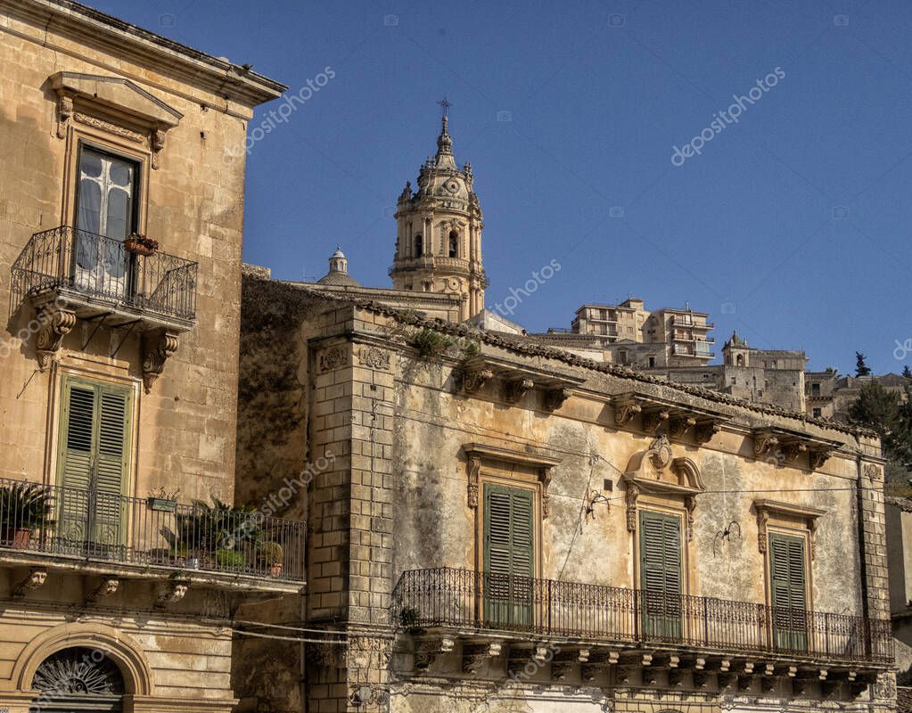 Vista al centro hist rico de la ciudad de Modica en Sicilia. Italia. 2024