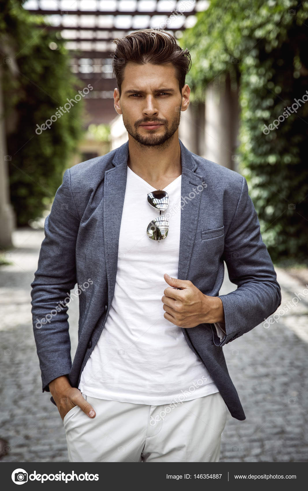 Modelo De Modelo De Moda Masculino