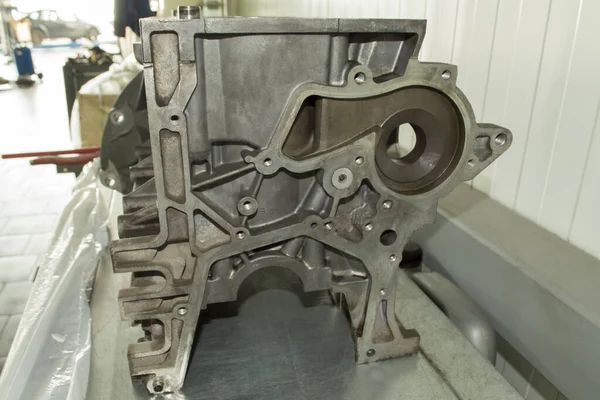 Truck engine block Stock Photos, Royalty Free Truck engine block Images ...