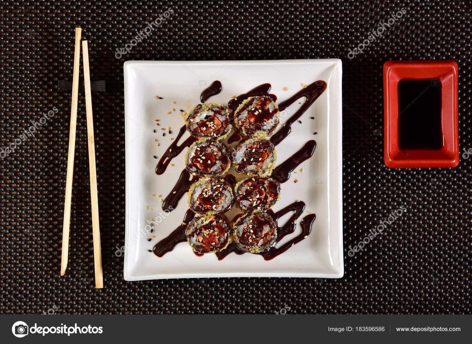 Kani Kani Temaki Sushi — Foto de stock #183596586 © MKPK