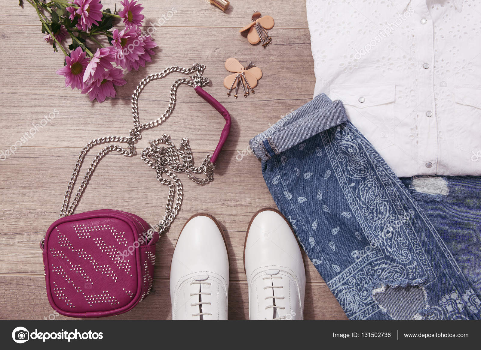 Women's clothes and accessories Stock Photo by ©Anidimi 131502736