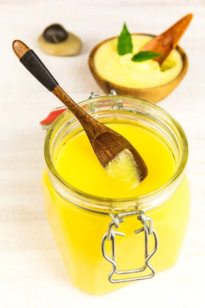 Frasco de ghee puro Stock Photos, Royalty Free Frasco de ghee puro ...