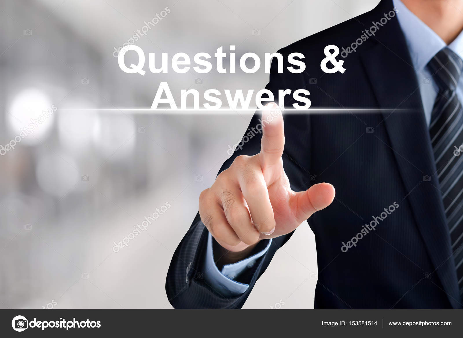 Businessman hand pointing on Question & Answers sign on virtual — Stock ...