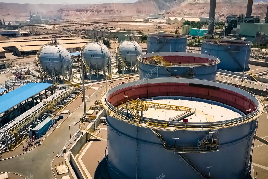 Instalaciones de refiner a y almacenamiento de petr leo y productos petrol feros. Dep sitos de ...