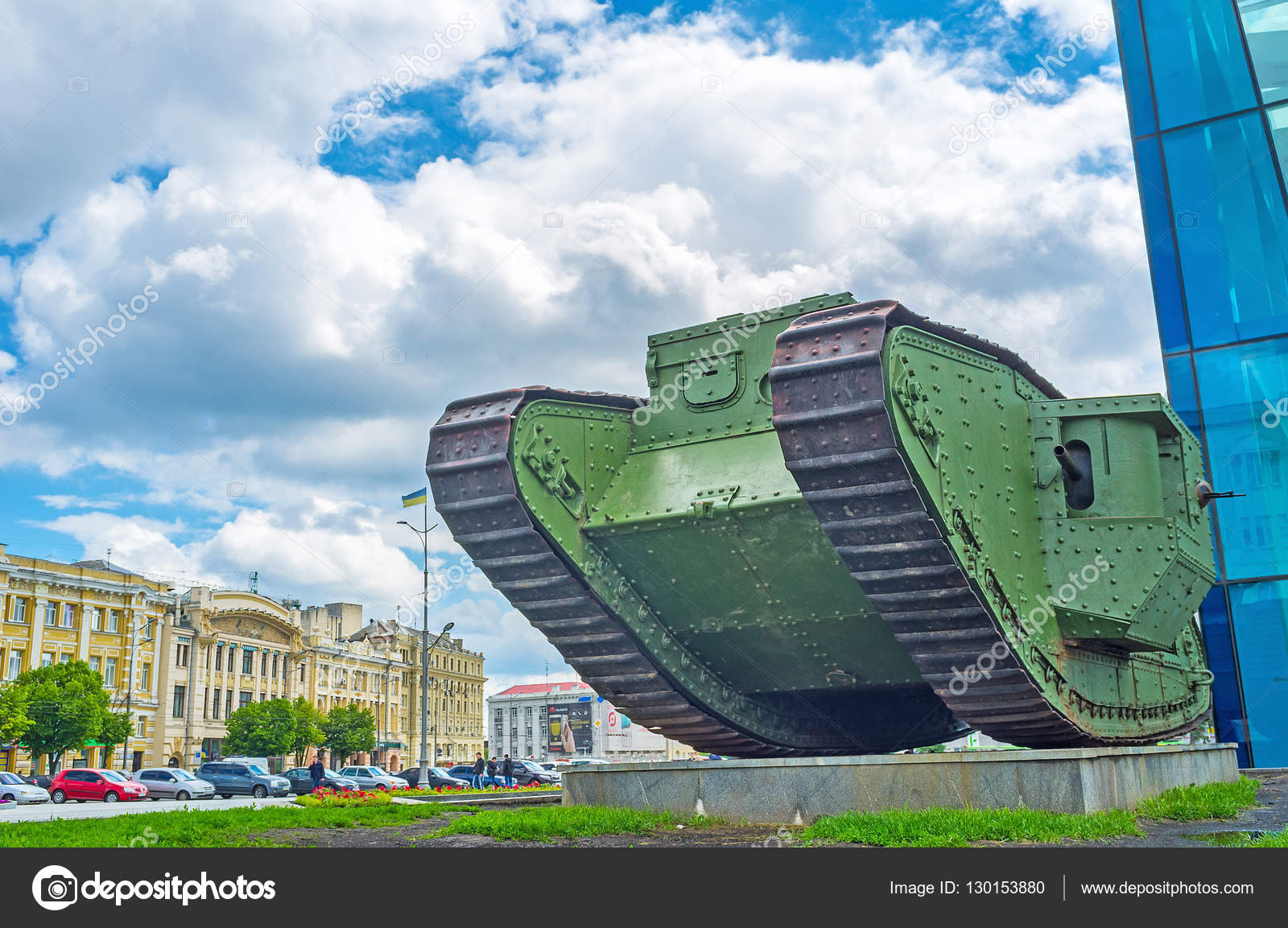 The historic British Tank – Stock Editorial Photo © efesenko #130153880