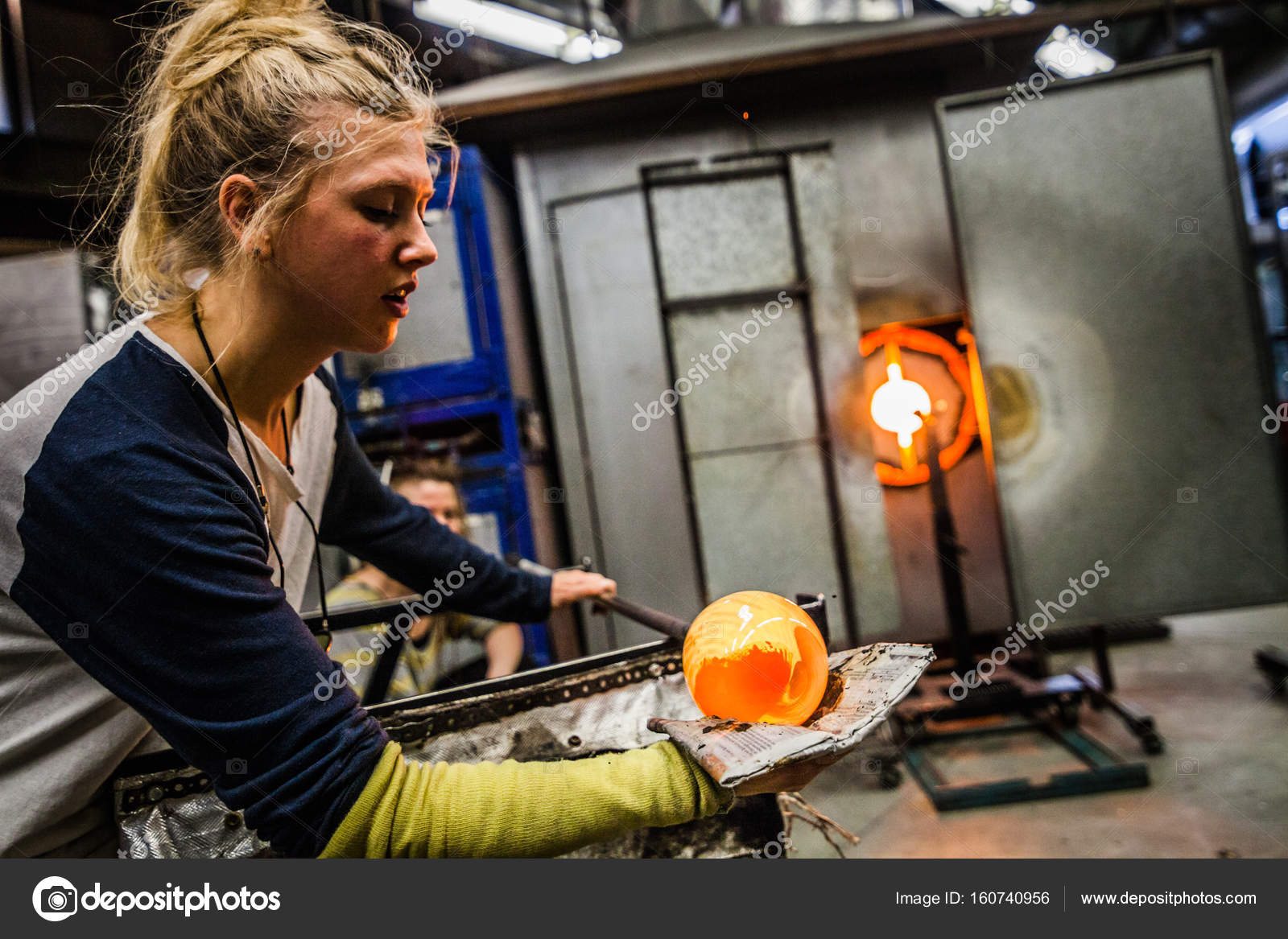Glass Blowing Workshop Two Women Shaping Glass Blowpipe — Stock Photo ...
