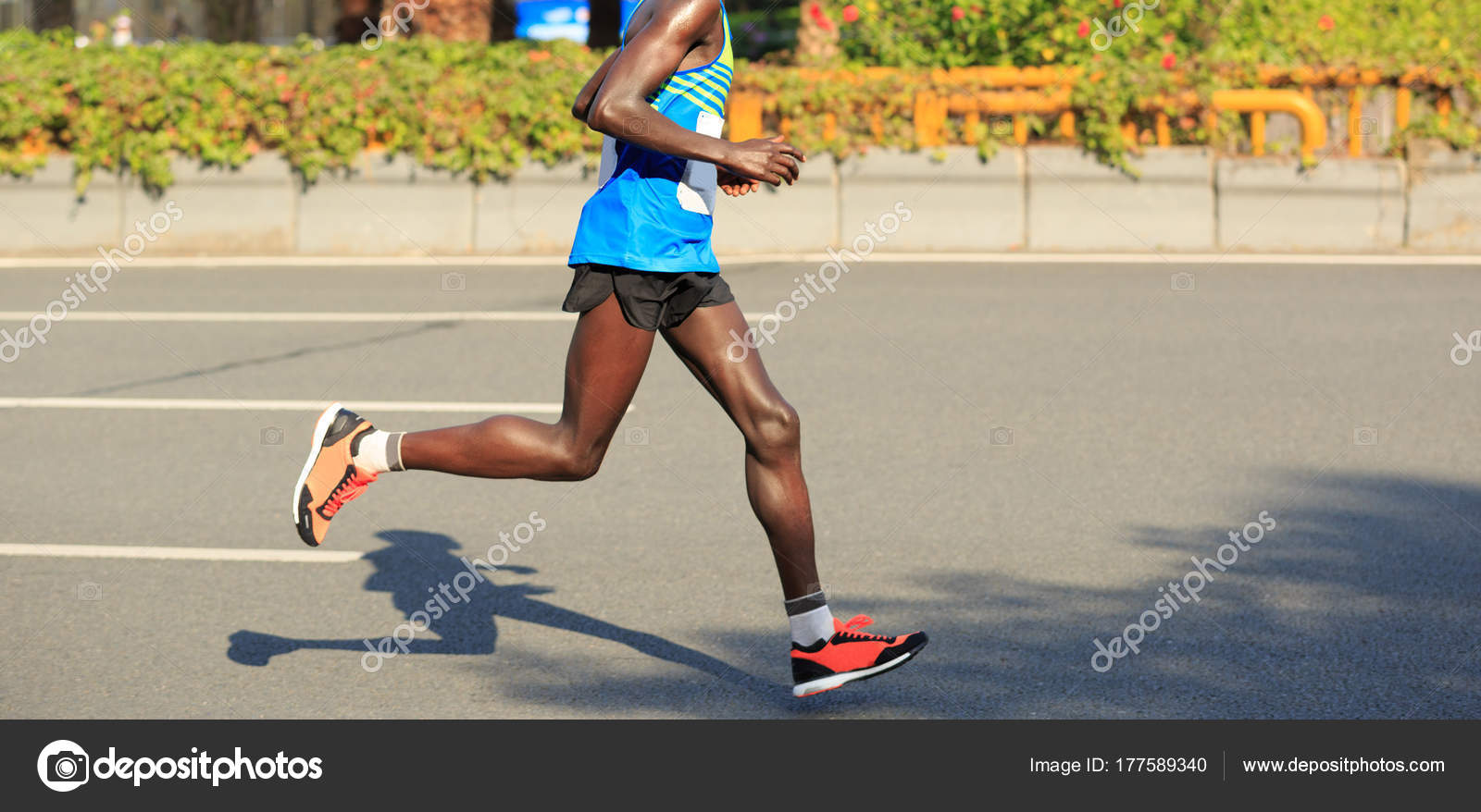 Legs Marathon Runner Running City Road — Stock Photo © lzf #177589340