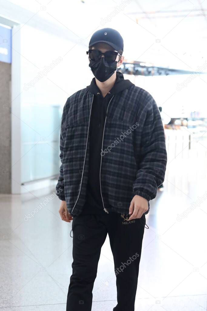 El actor y cantante chino Chen Xuedong o Cheney Chen llega a un ...