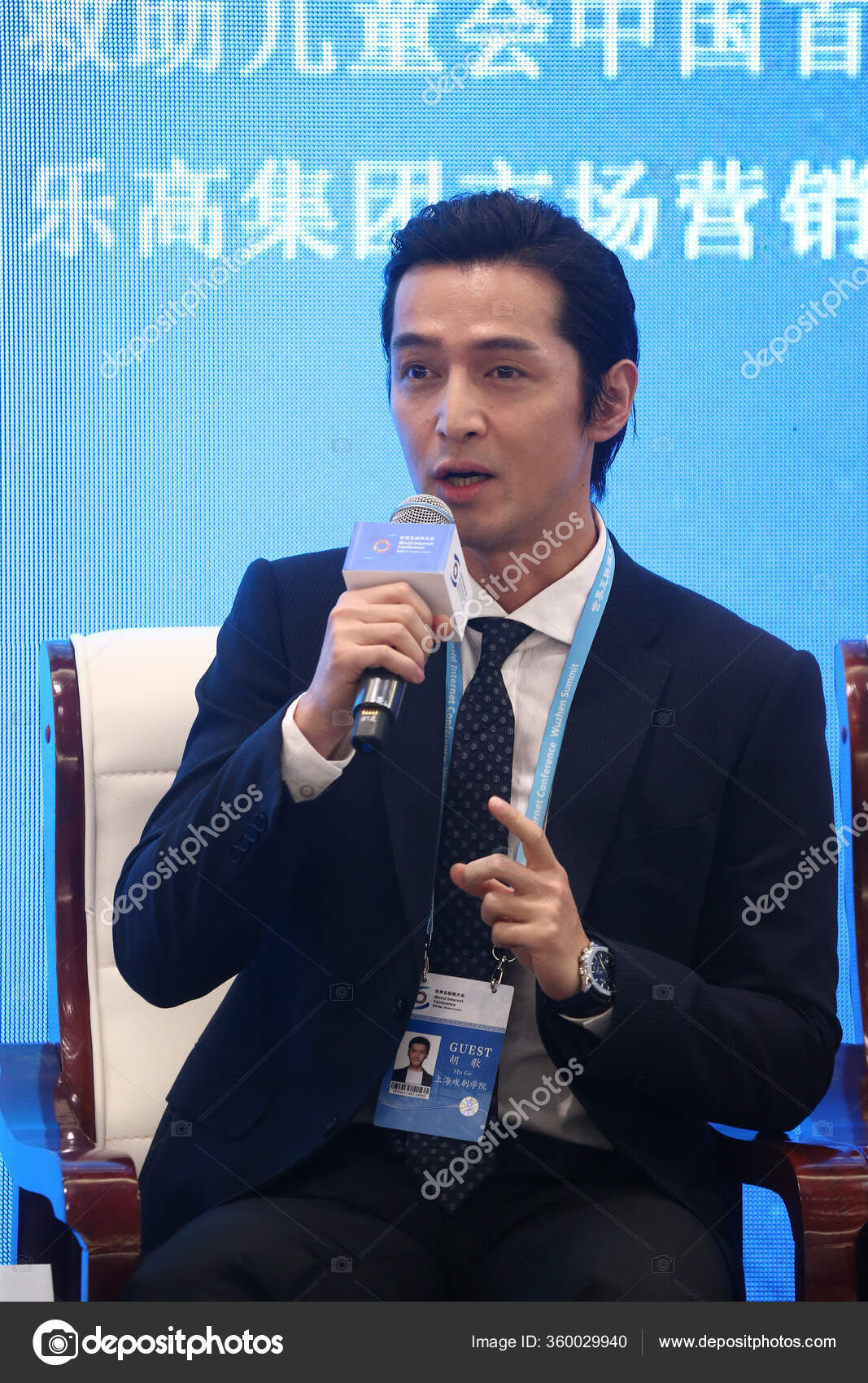 Chinese Actor Singer Also Known Hugh Delivers Speech Advice Juveniles ...