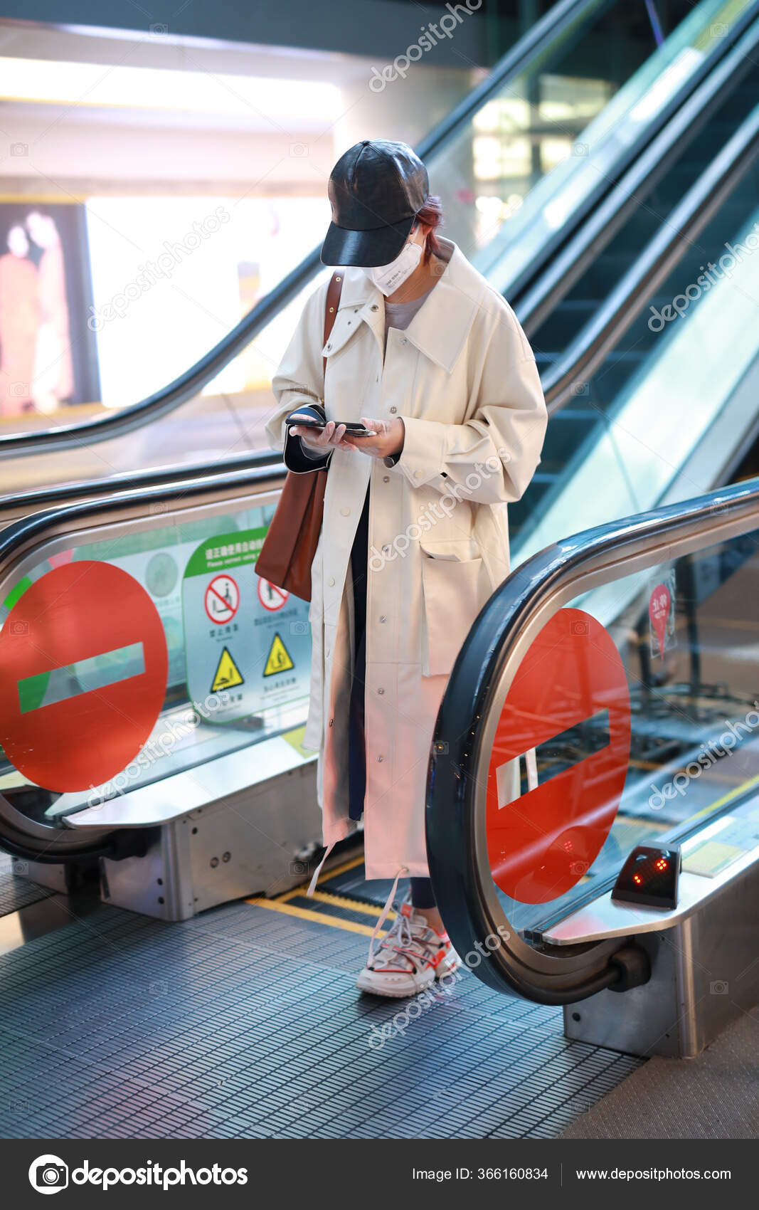 Chinese Actress Singer Model Zhang Xinyu Also Known Viann Zhang – Stock ...