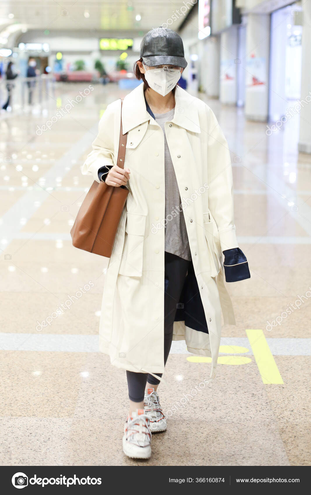 Chinese Actress Singer Model Zhang Xinyu Also Known Viann Zhang – Stock ...