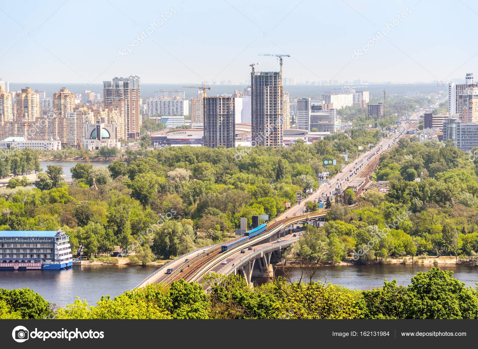 Kiev, Ukraine - May 15, 2017: Beautiful Kiev cityscape with bright ...