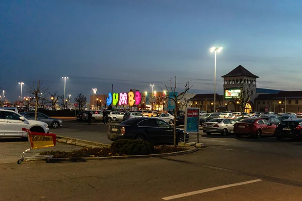 Estacionamento de shopping center Stock Photos, Royalty Free ...