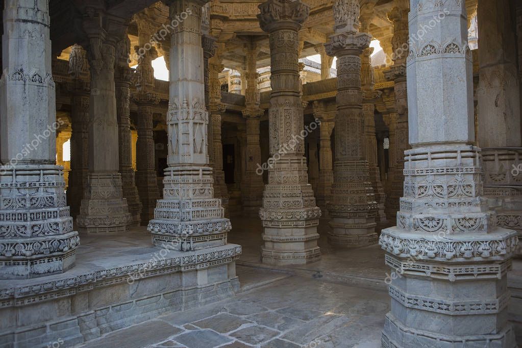 Templo de Jain en Ranakpur, India, Rajasthan. Chaumukha Mandir. 2022