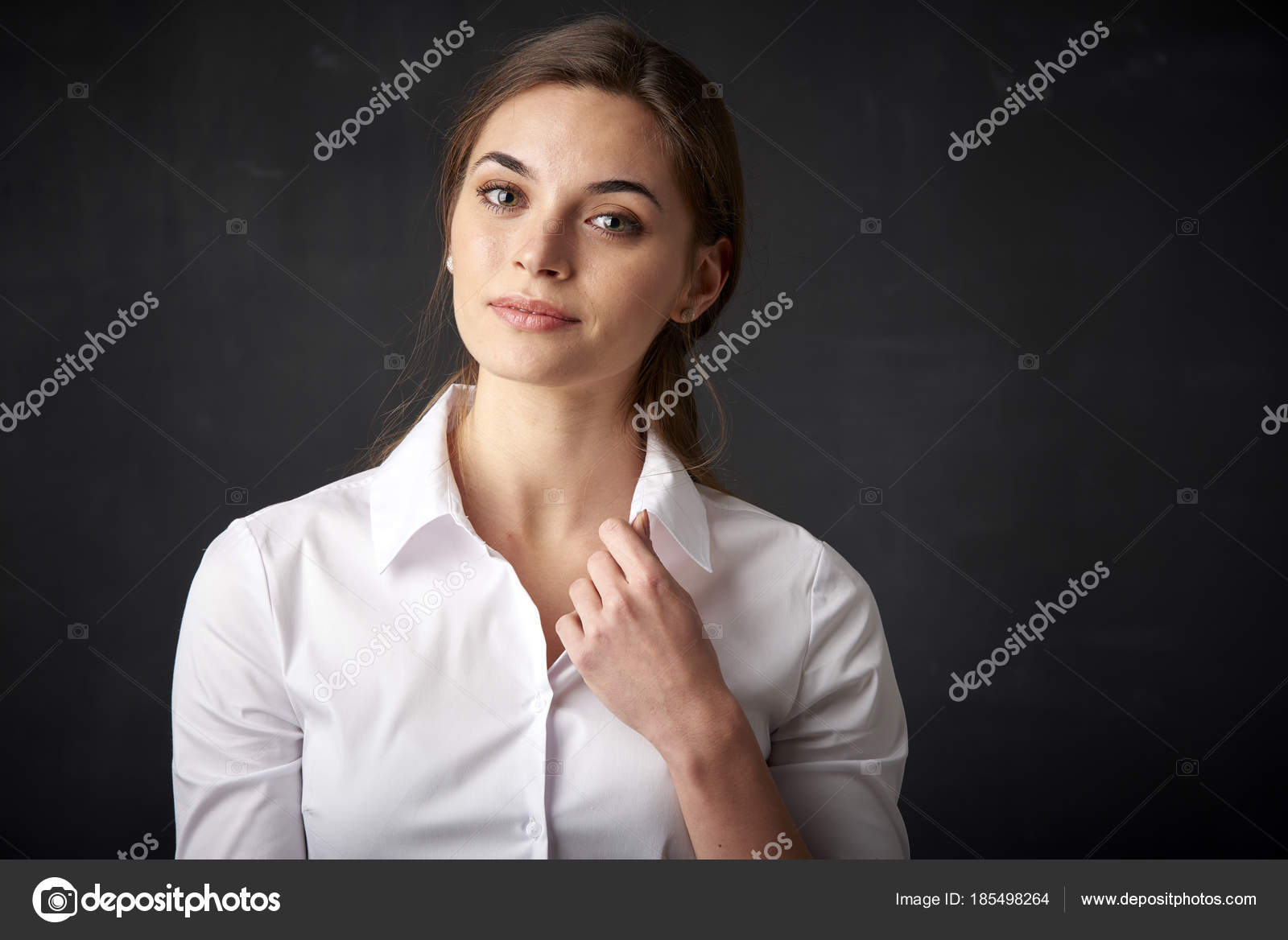 Close Portrait Confident Beautiful Young Businesswoman Posing Dark ...