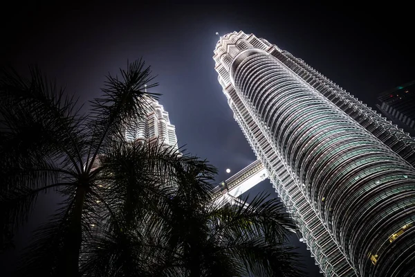 Klcc tower Stock Photos, Royalty Free Klcc tower Images | Depositphotos