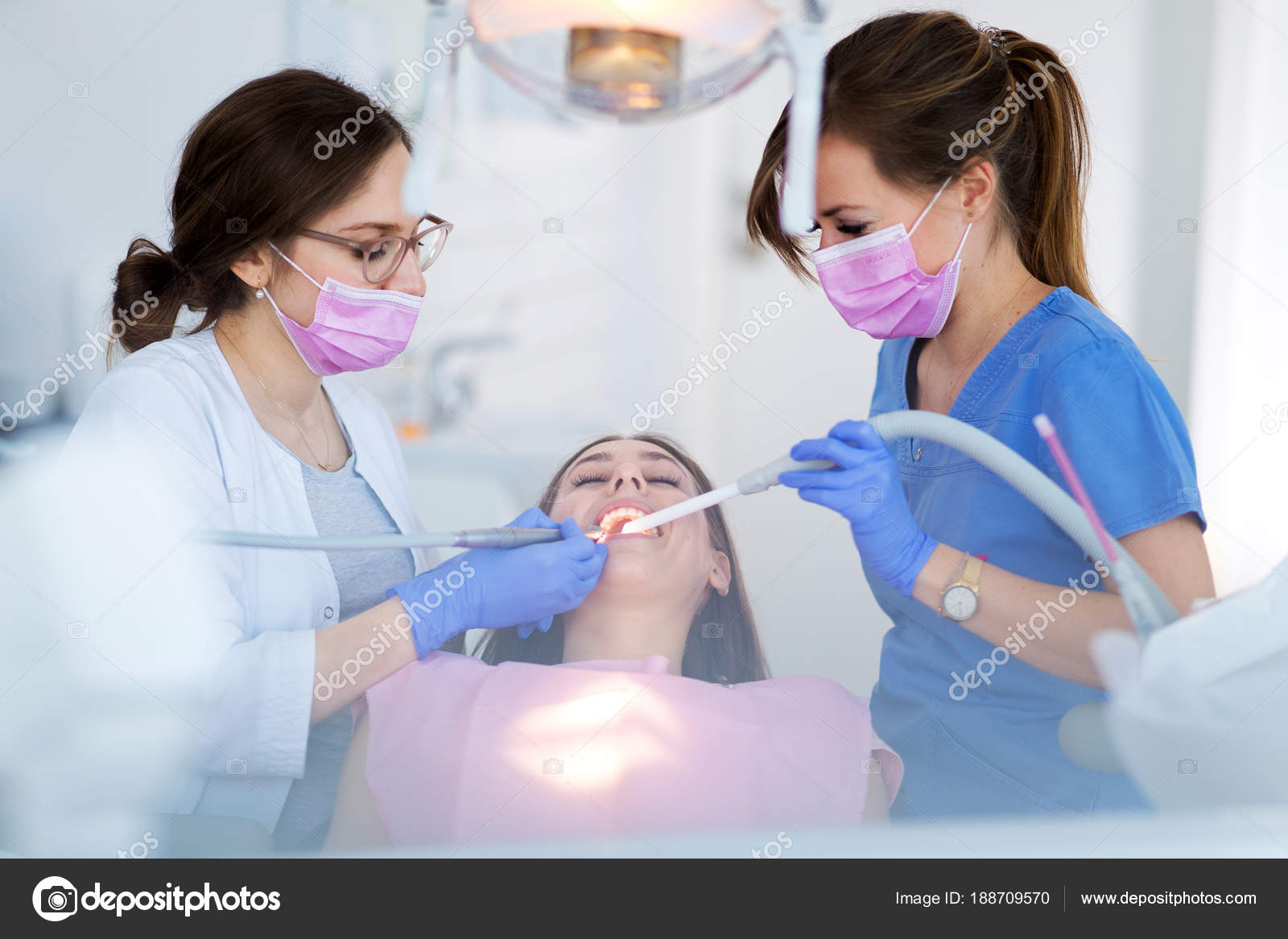 Стоматологи Пацієнта Стоматолог Офісу — Стокове фото © pikselstock ...