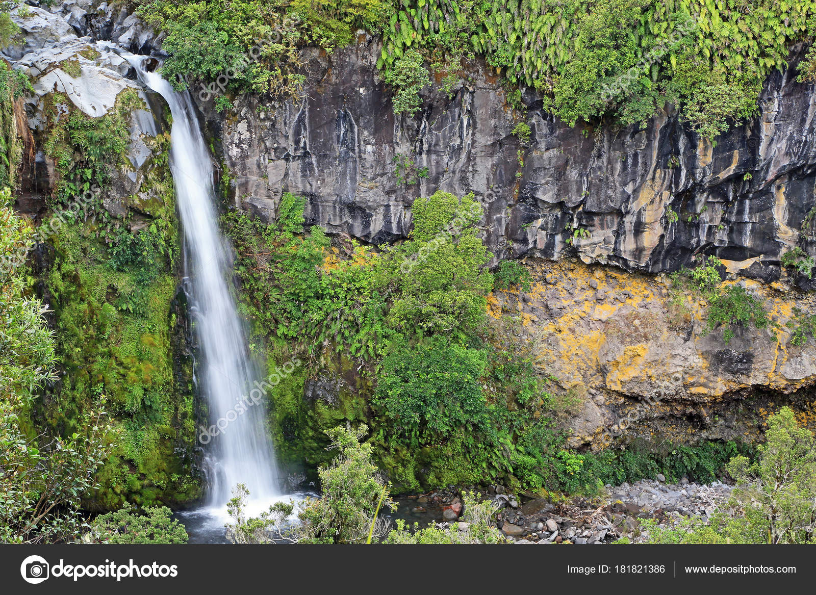 Dawson Falls Taranaki Egmont Nueva Zelanda — Foto de stock #181821386 ...
