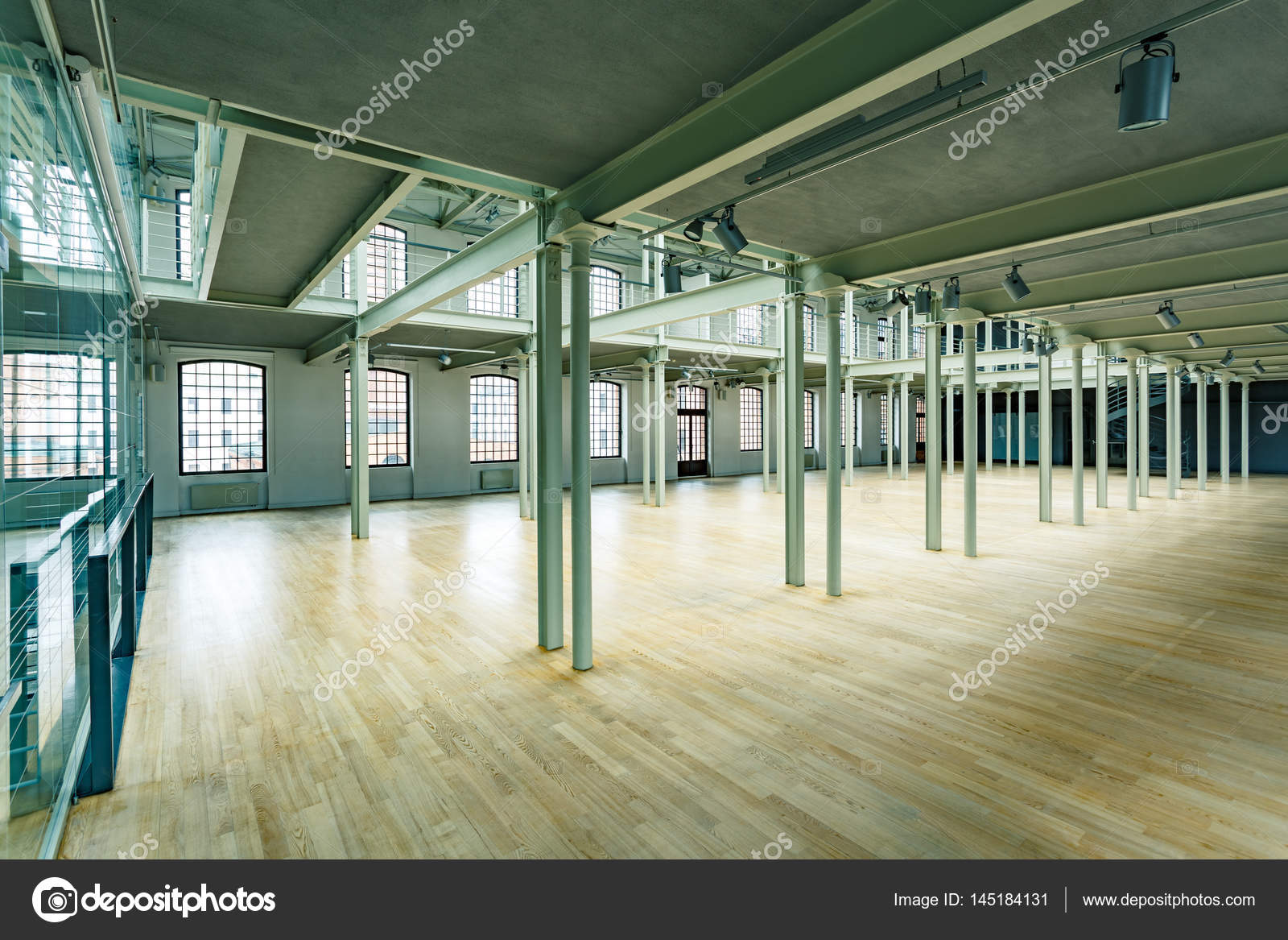 New factory hall with pillars Stock Photo by ©photographee.eu 145184131