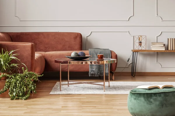 Şık iç Stock Photos, Royalty Free Şık iç Images | Depositphotos