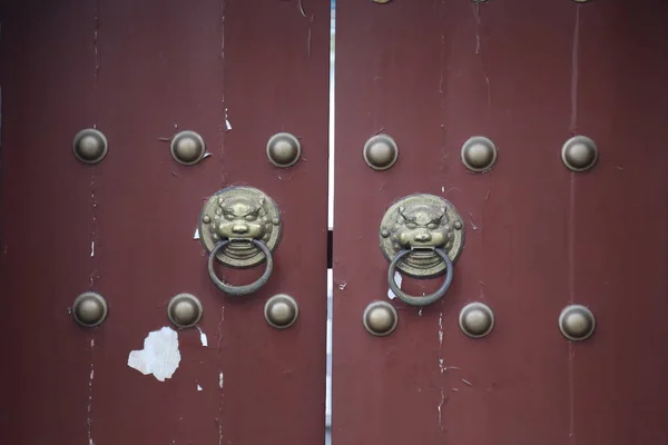 Chinese door lock Stock Photos, Royalty Free Chinese door lock Images ...
