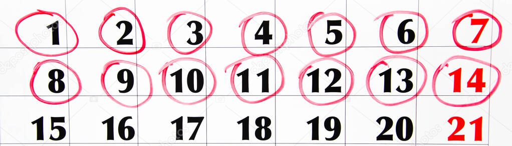 Los números en el calendario están marcados en rojo en macro ...