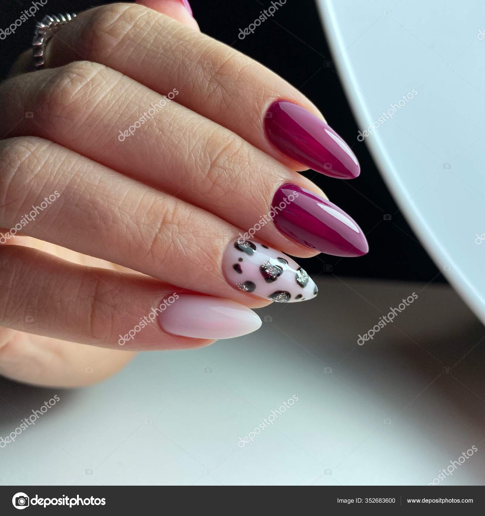 Woman Flesh Colored Manicure Design Fresh Colored Female Manicure Nails ...