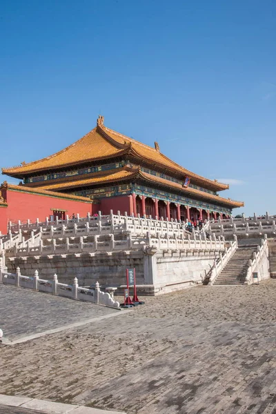 Place du temple images libres de droit, photos de Place du temple ...