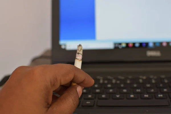 Automate de cigarette Stock Photos, Royalty Free Automate de cigarette ...