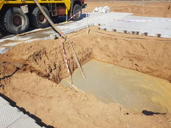 Drilling mud Stock Photos, Royalty Free Drilling mud Images ...