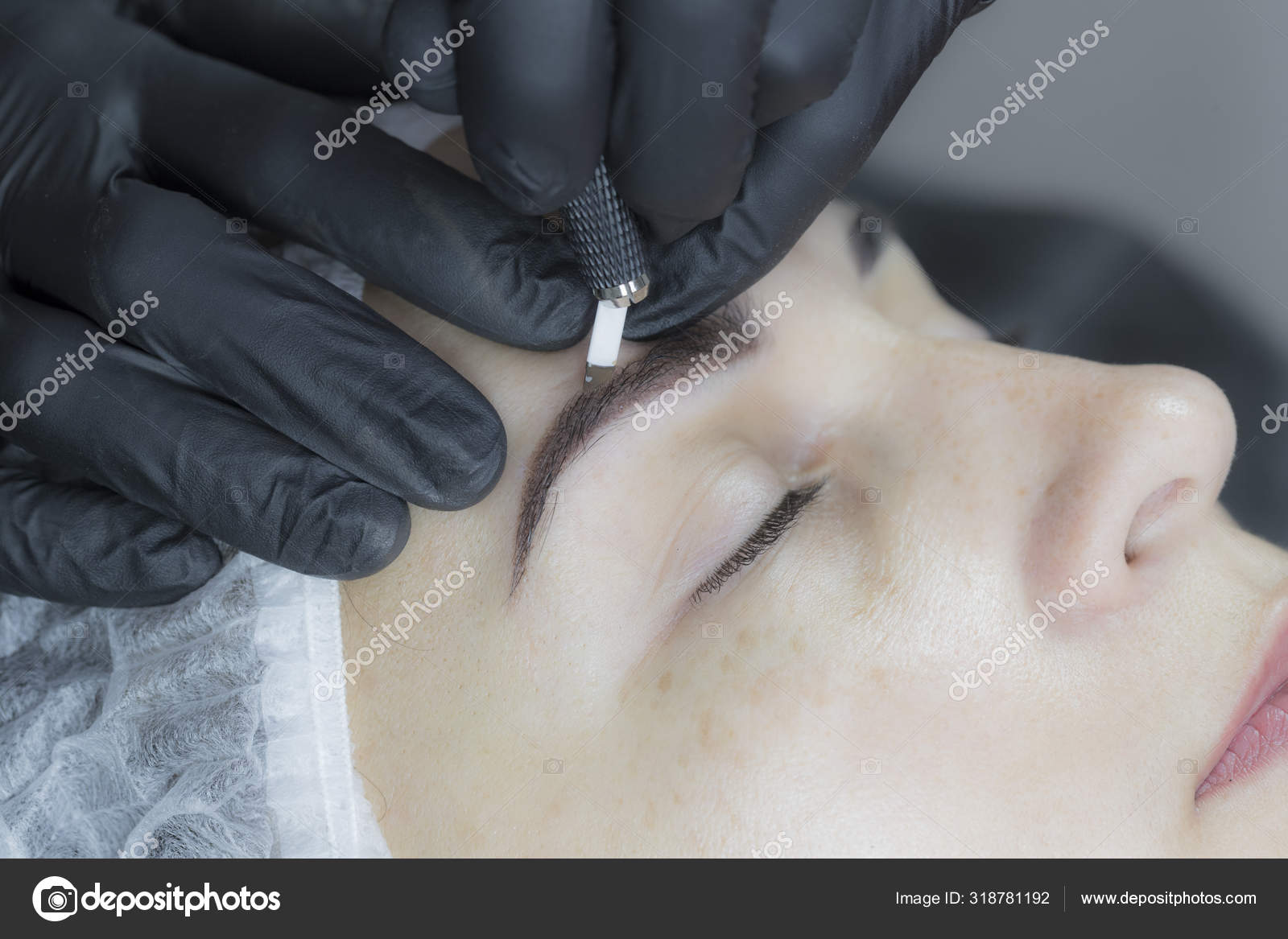 Microblading Eyebrow Tattoo Procedure Beauty Salon Women — Stock Photo ...