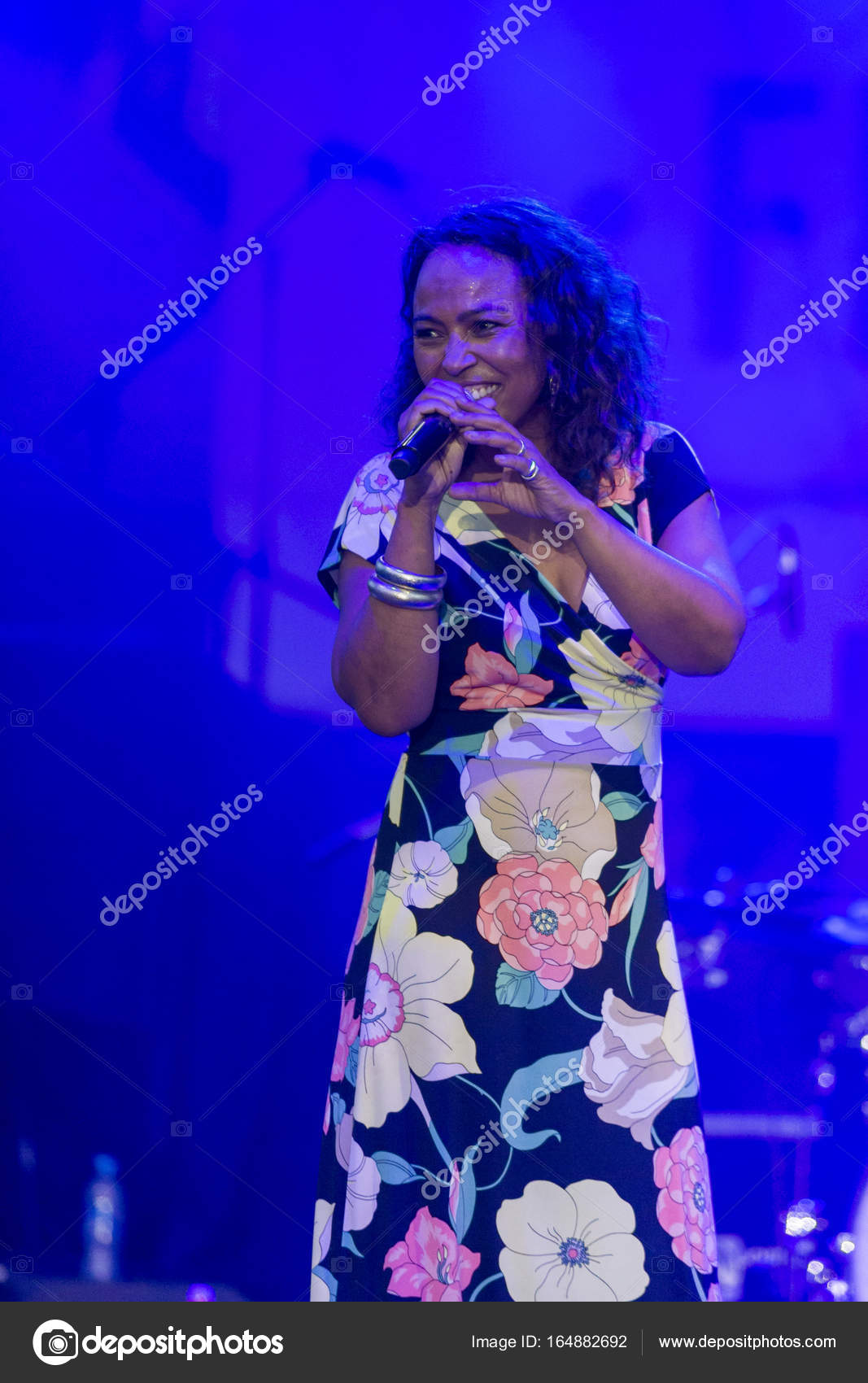Vocalist and Singer Pat Appleton of World Renowned Jazz Ensemble De ...