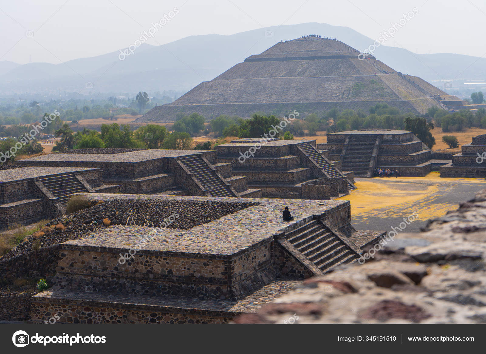 Sun Pyramid Teotihuacan View Sky Moon Pyramid Travel Photo Background ...