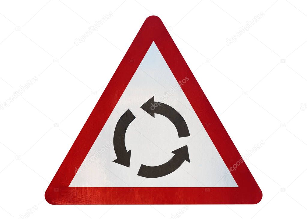 señal de tráfico rotonda intersección aislada sobre fondo blanco 2025