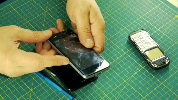 2,881 Mobile phone repair Videos, Royalty-free Stock Mobile phone ...