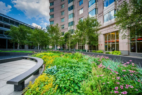 Condo building and driveway — Stock Photo © elenathewise #16941831