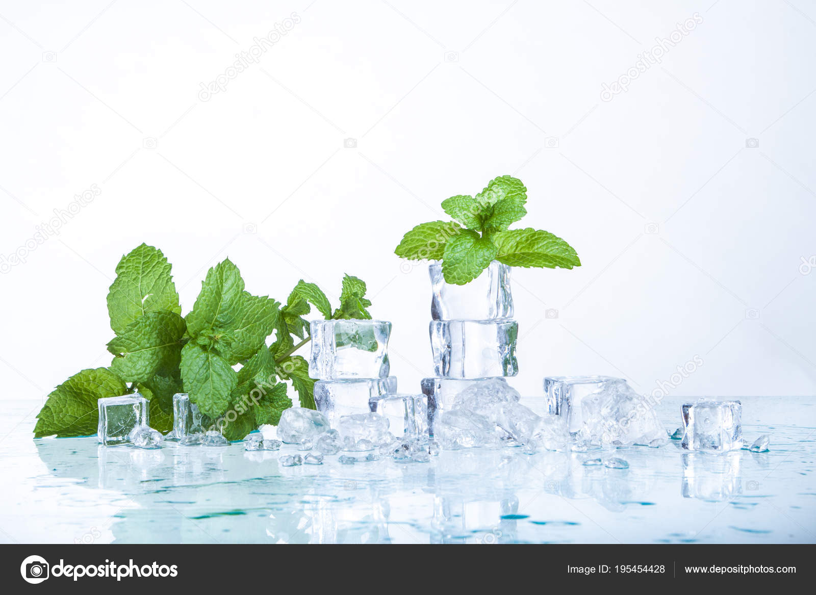 Ice Cubes Mint Leaves Isolated White Background — Stock Photo © ketta ...