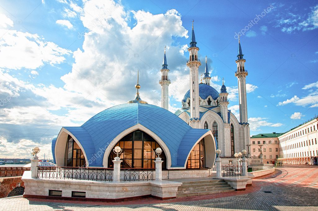 The Kul Sharif Mosque is a one of the largest mosques in Russia. The ...