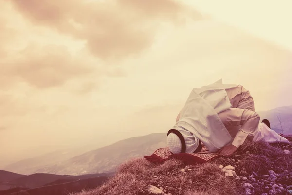 Pray mountain Stock Photos, Royalty Free Pray mountain Images ...