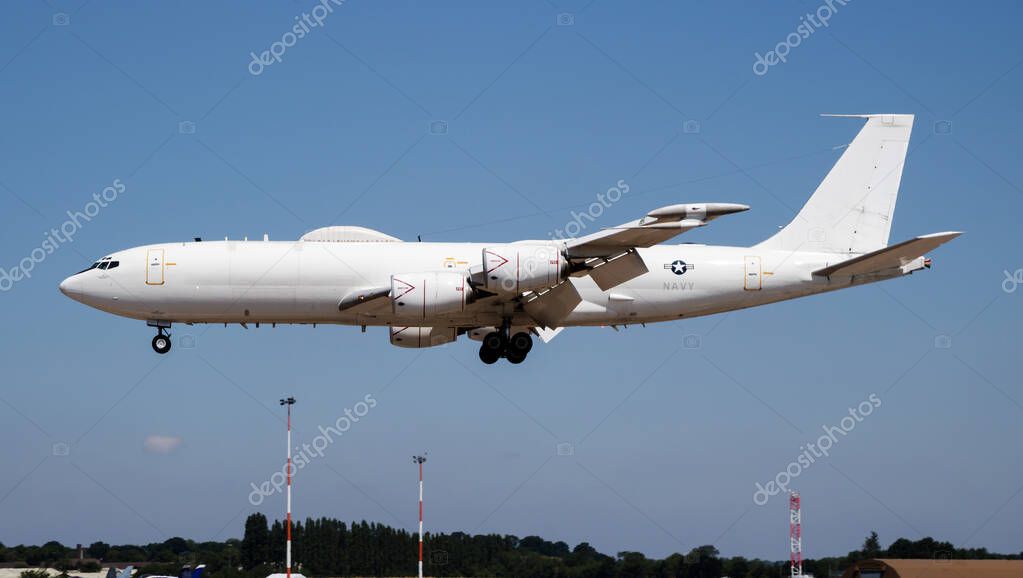 Marina de los Estados Unidos Boeing E-6B Mercurio aerotransportado avi n de comando llegada y ...